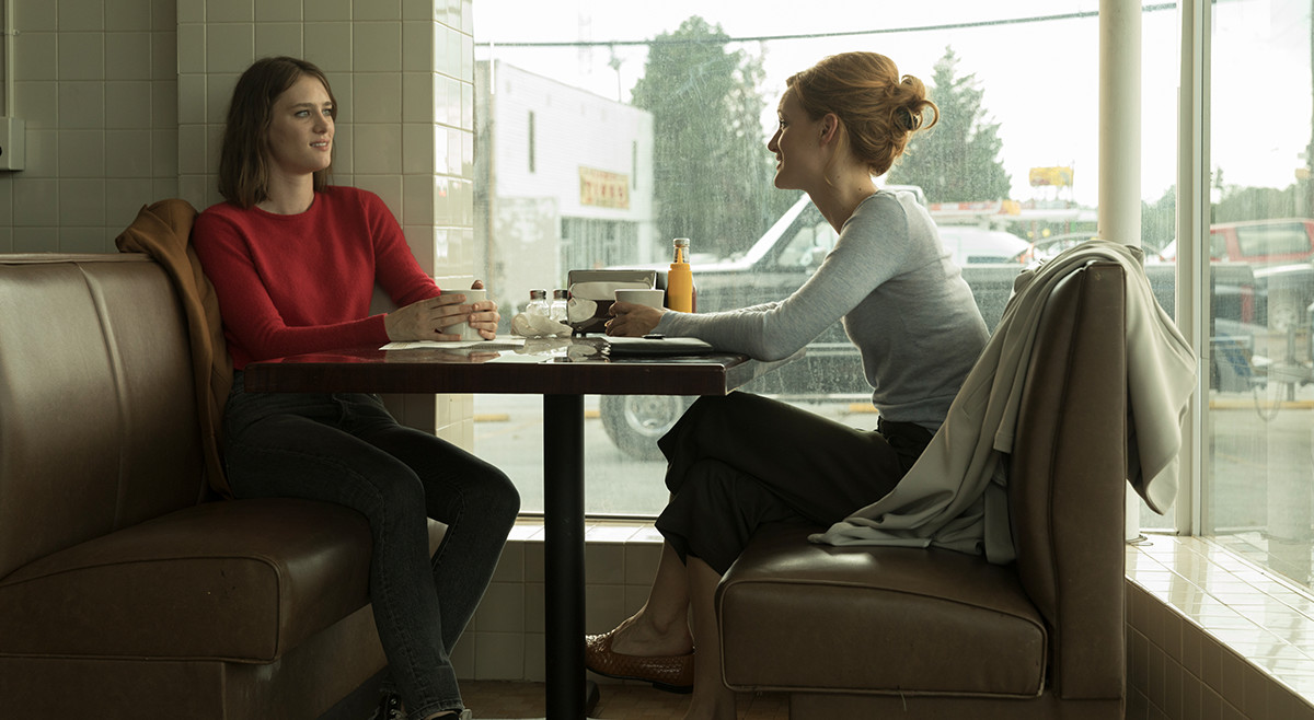 Cast and Creators on Why There’s Hope for Cameron and Donna to Partner ...