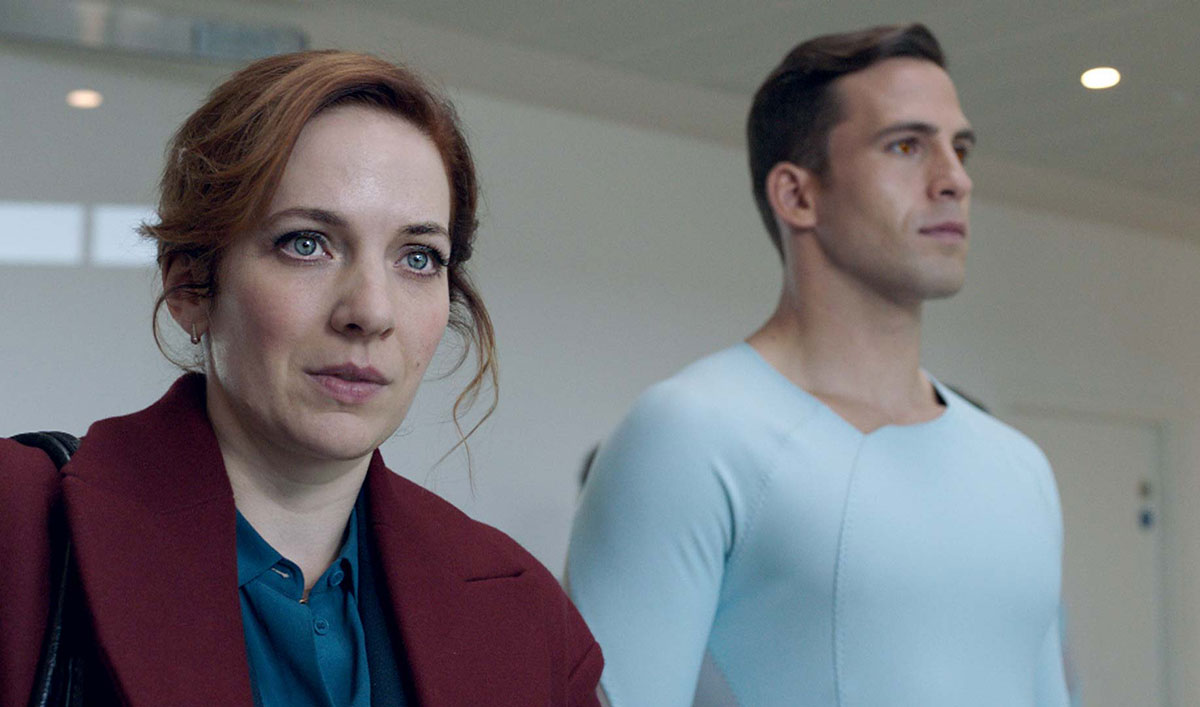 Sneak Peek of HUMANS Episode 2 -- Laura Faces Down Protesters in Her ...