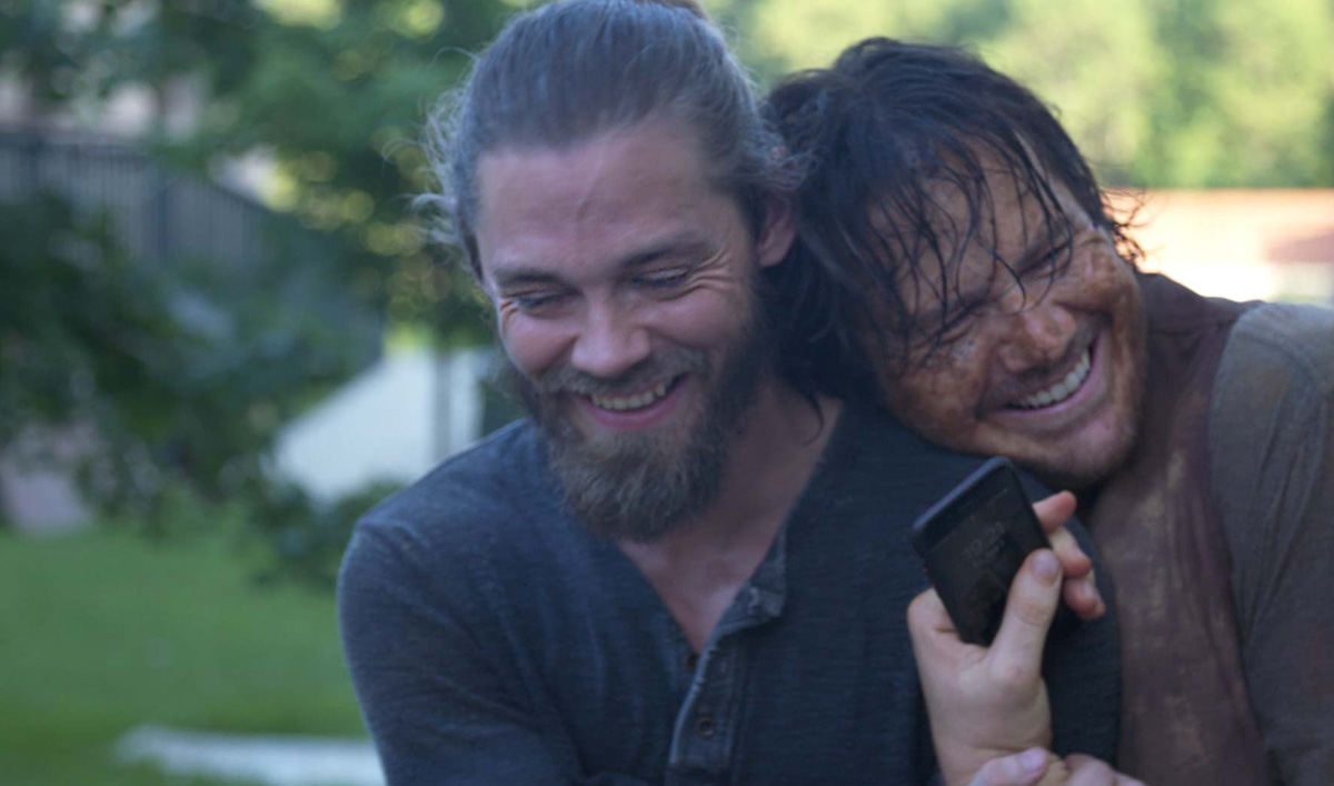 Go on Set For Tom Payne’s Final Fight Sequence in The Walking Dead Mid ...
